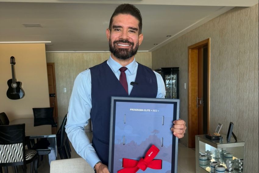 Dr. Marlon Batista é laureado pela Eduzz
